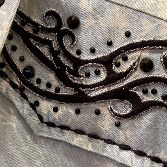 Roar | Tops | Roar Sweet Ellie Embroidered Western Shirt | Poshmark